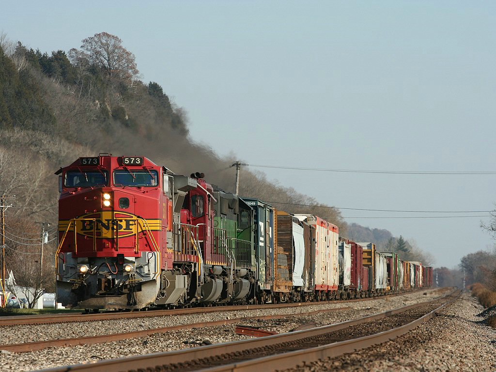 BNSF 573